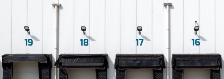 Guide To Loading Dock Lights | Prestige