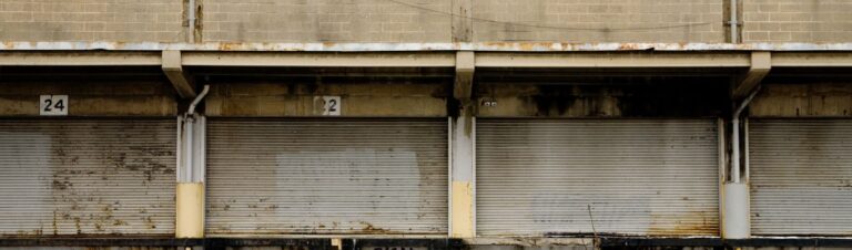 How To Tell If Your Dock Shelter Is Bad | Prestige